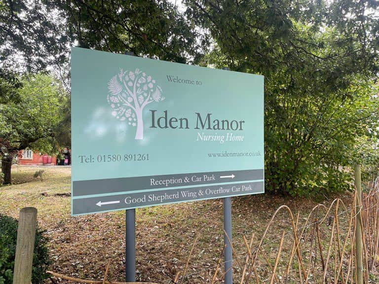 Commercial Signage – Sign Makers UK