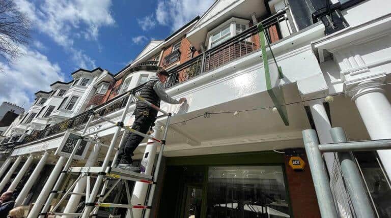 Vinyl signs – Sign Makers UK