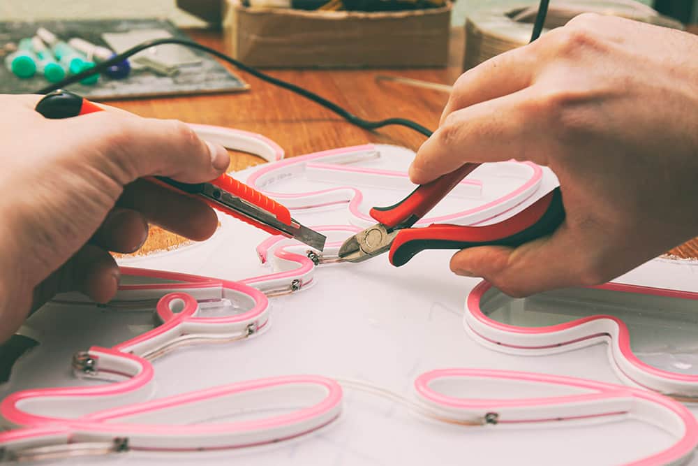 Creative Uses of LED Signage for Business Promotion – Sign Makers UK